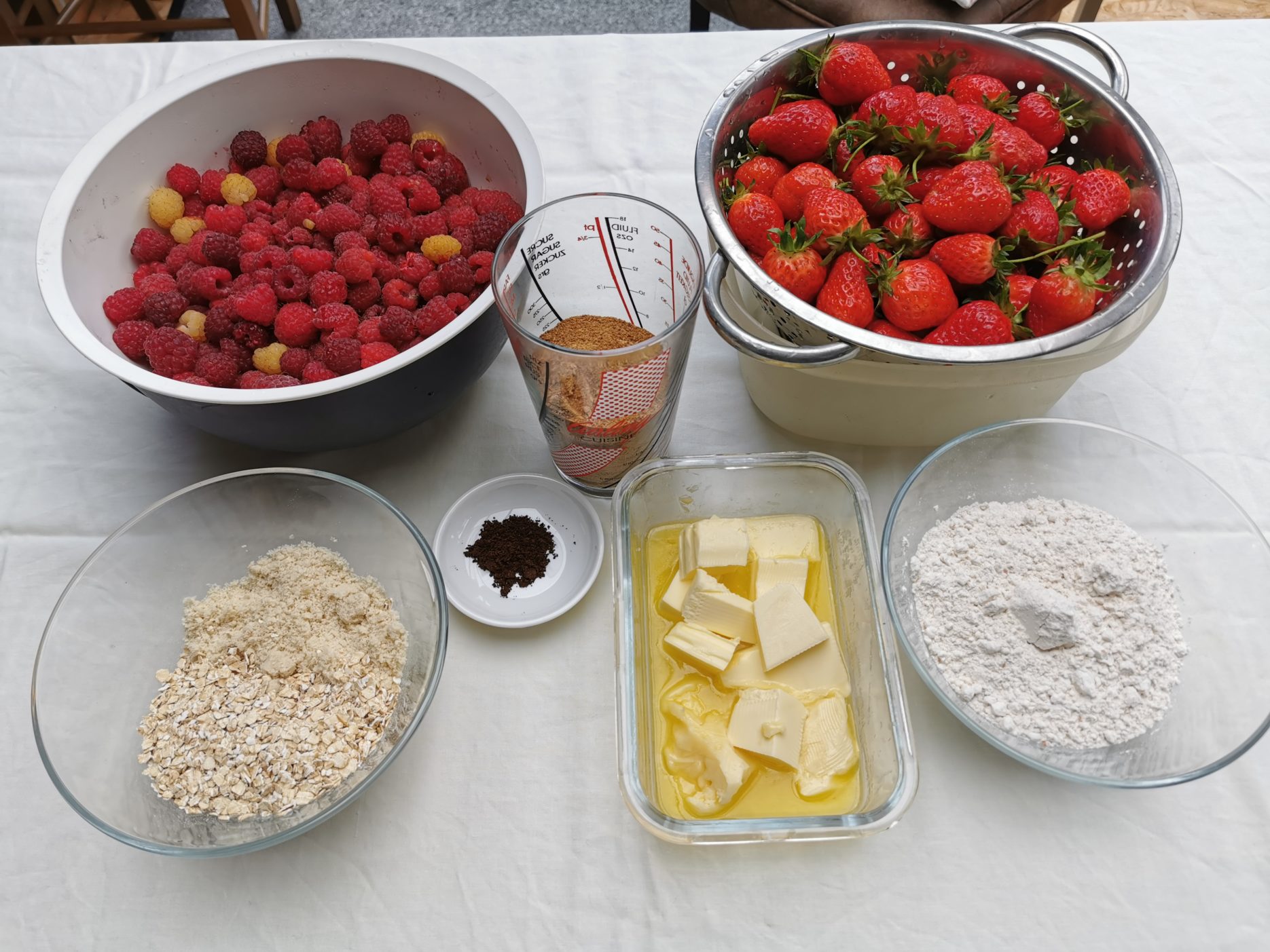 Crumble fruits rouges healthy - Peugeot Tristan